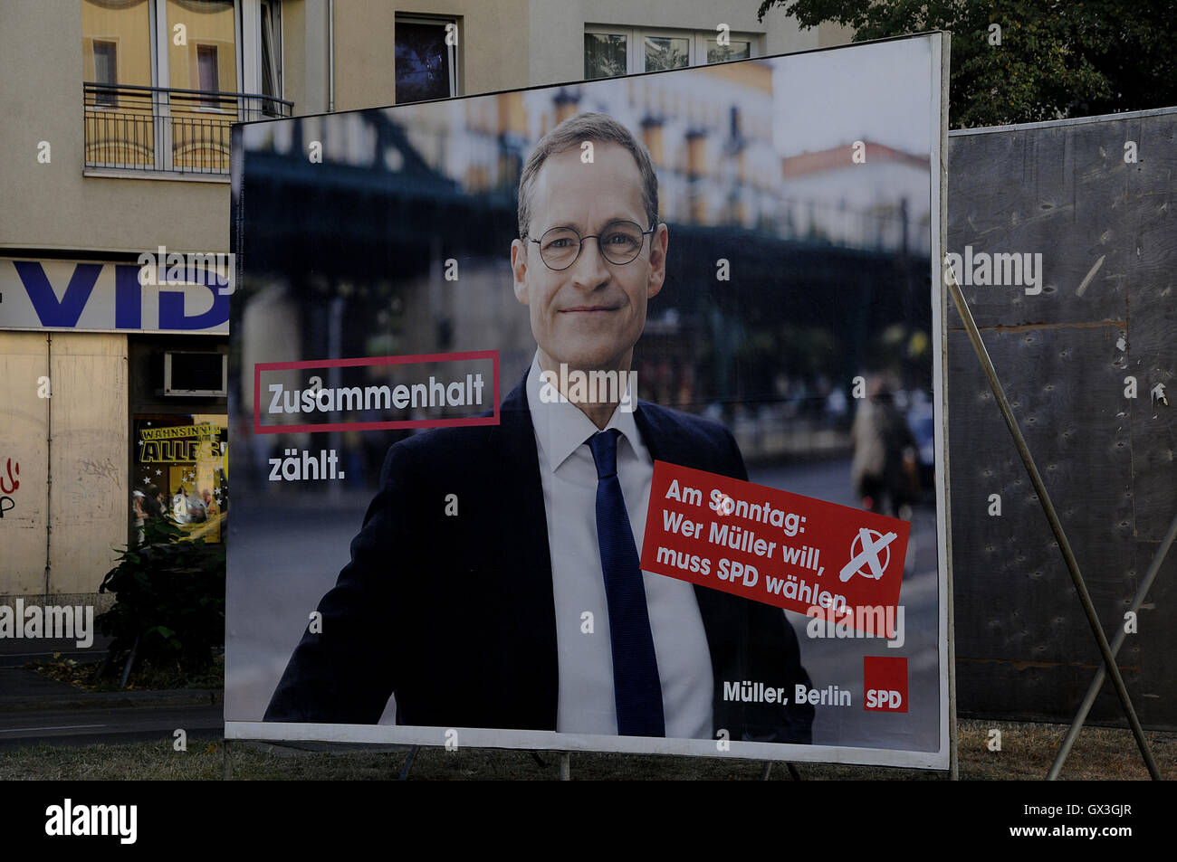 Npd poster germany -Fotos und -Bildmaterial in hoher Auflösung – Alamy