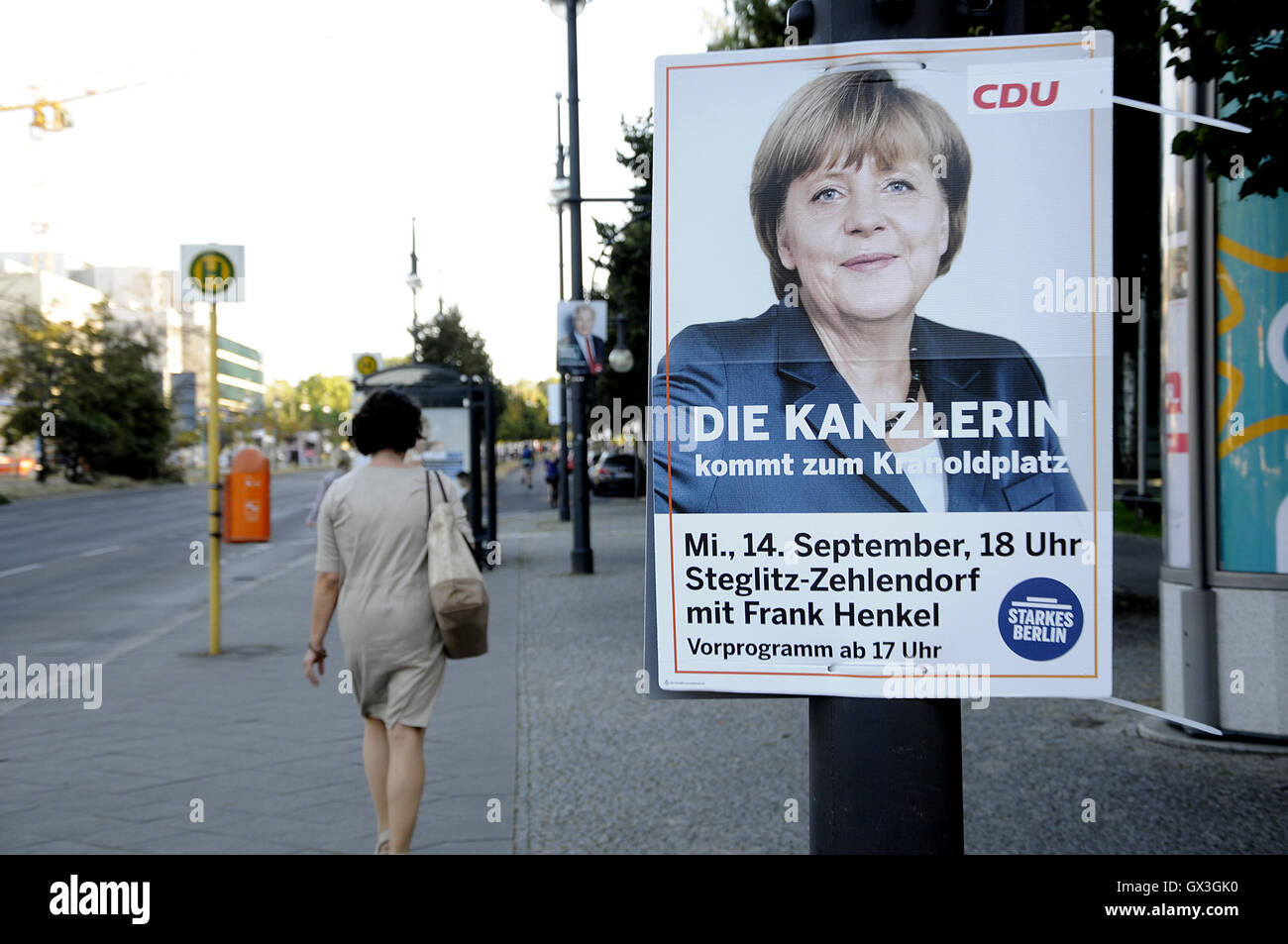 Npd poster germany -Fotos und -Bildmaterial in hoher Auflösung – Alamy