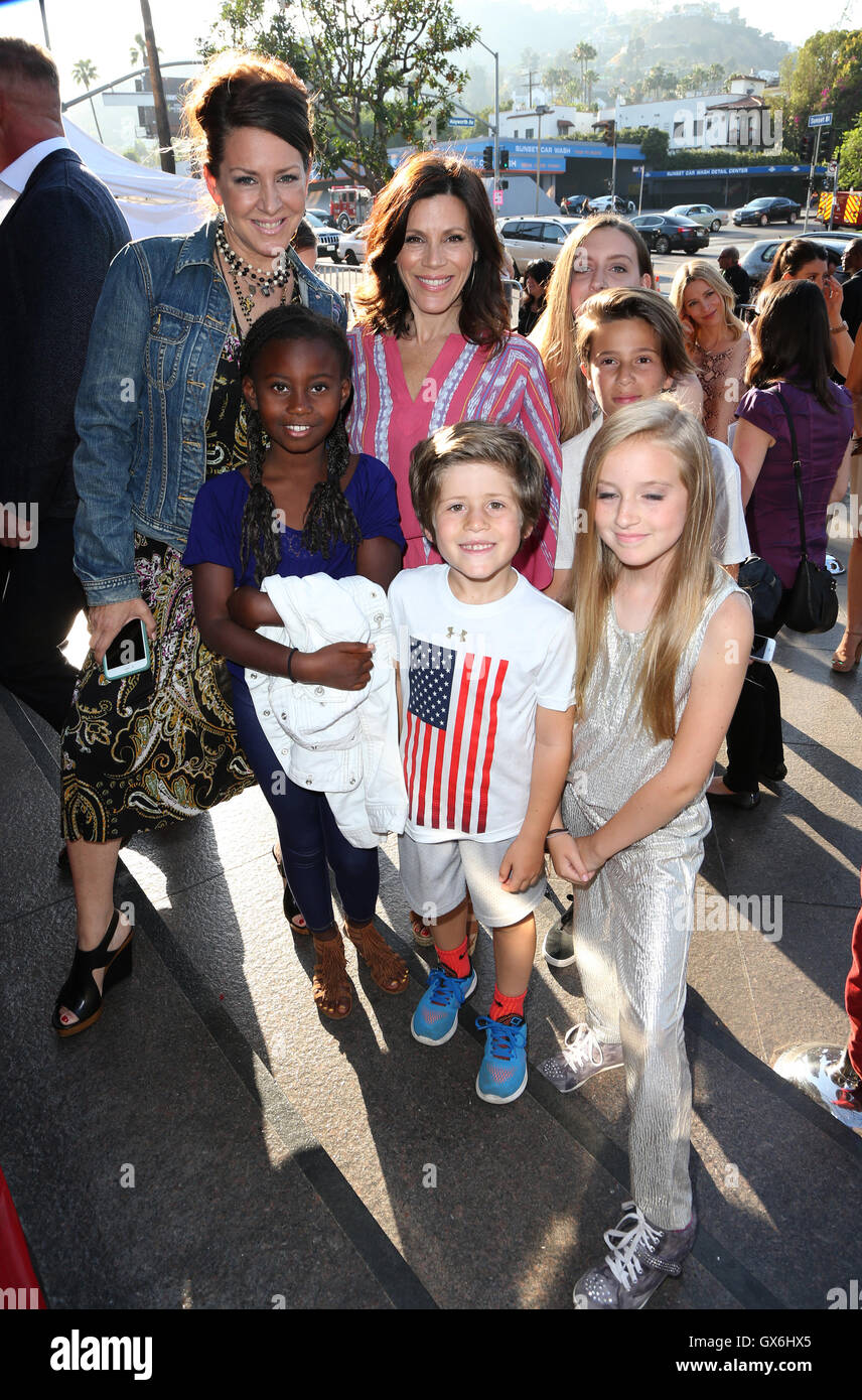 Premiere von 100. Disney Channel Original Movie "Adventures In ...