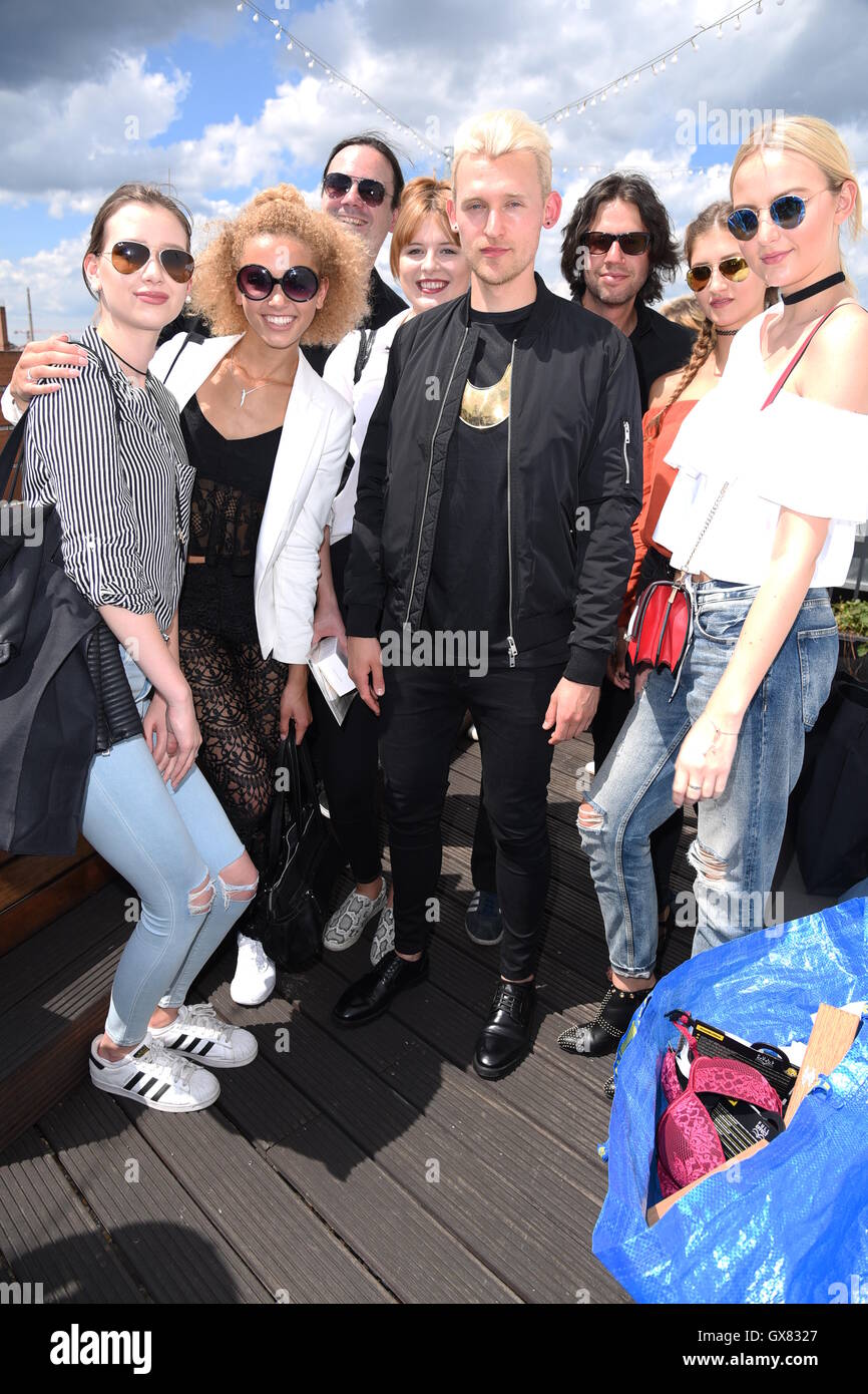 Genießen Sie Haus Fashionweek Sommer 2016 bei Amano Bar auf dem Dach in ...