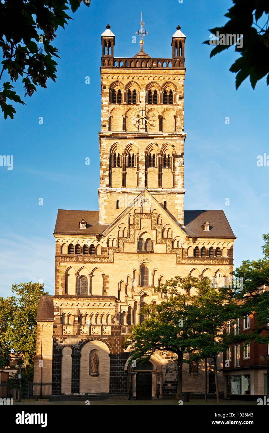 St Quirinus Neuss Stockfotos und -bilder Kaufen - Alamy