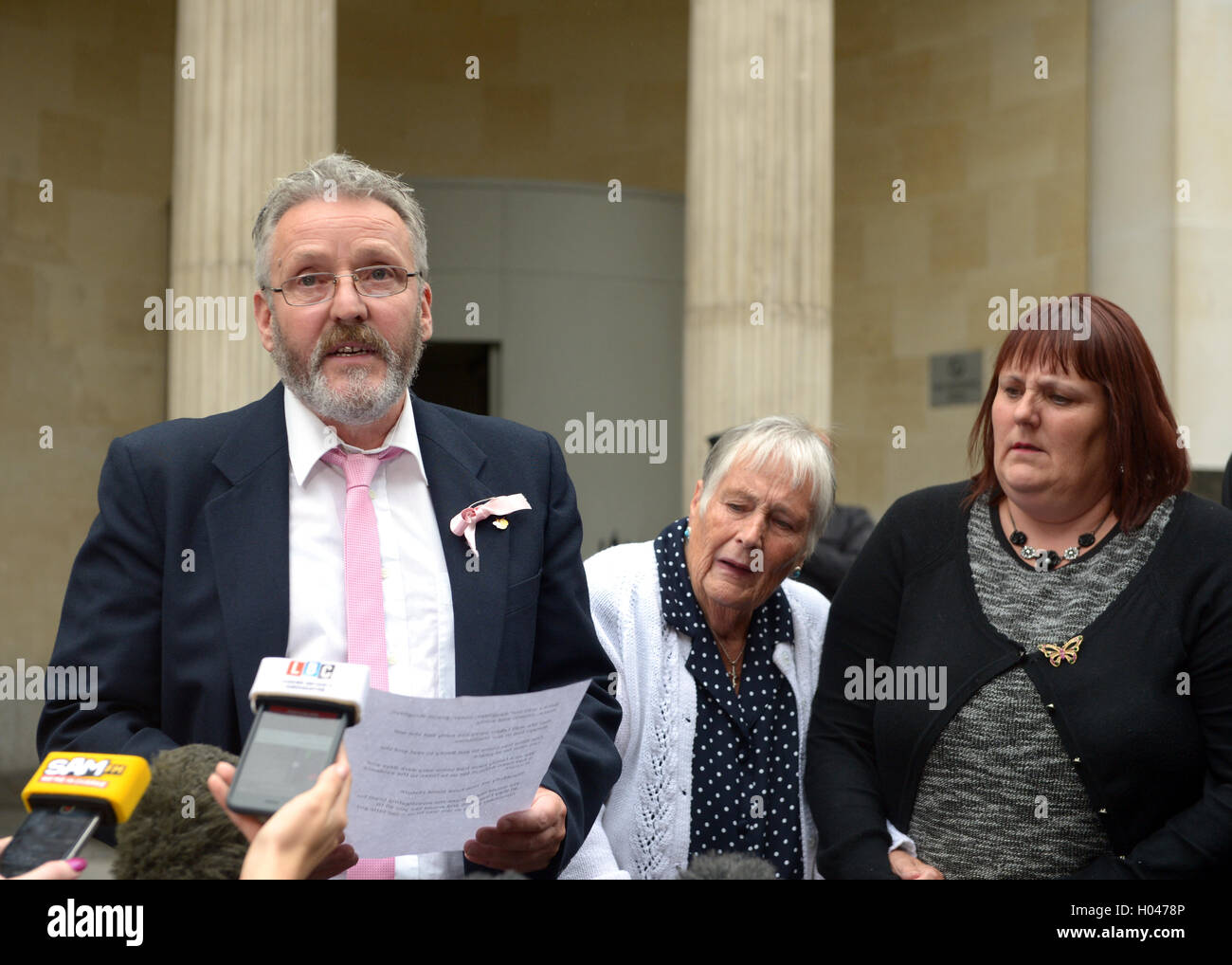 John godden father becky godden edwards -Fotos und -Bildmaterial in ...