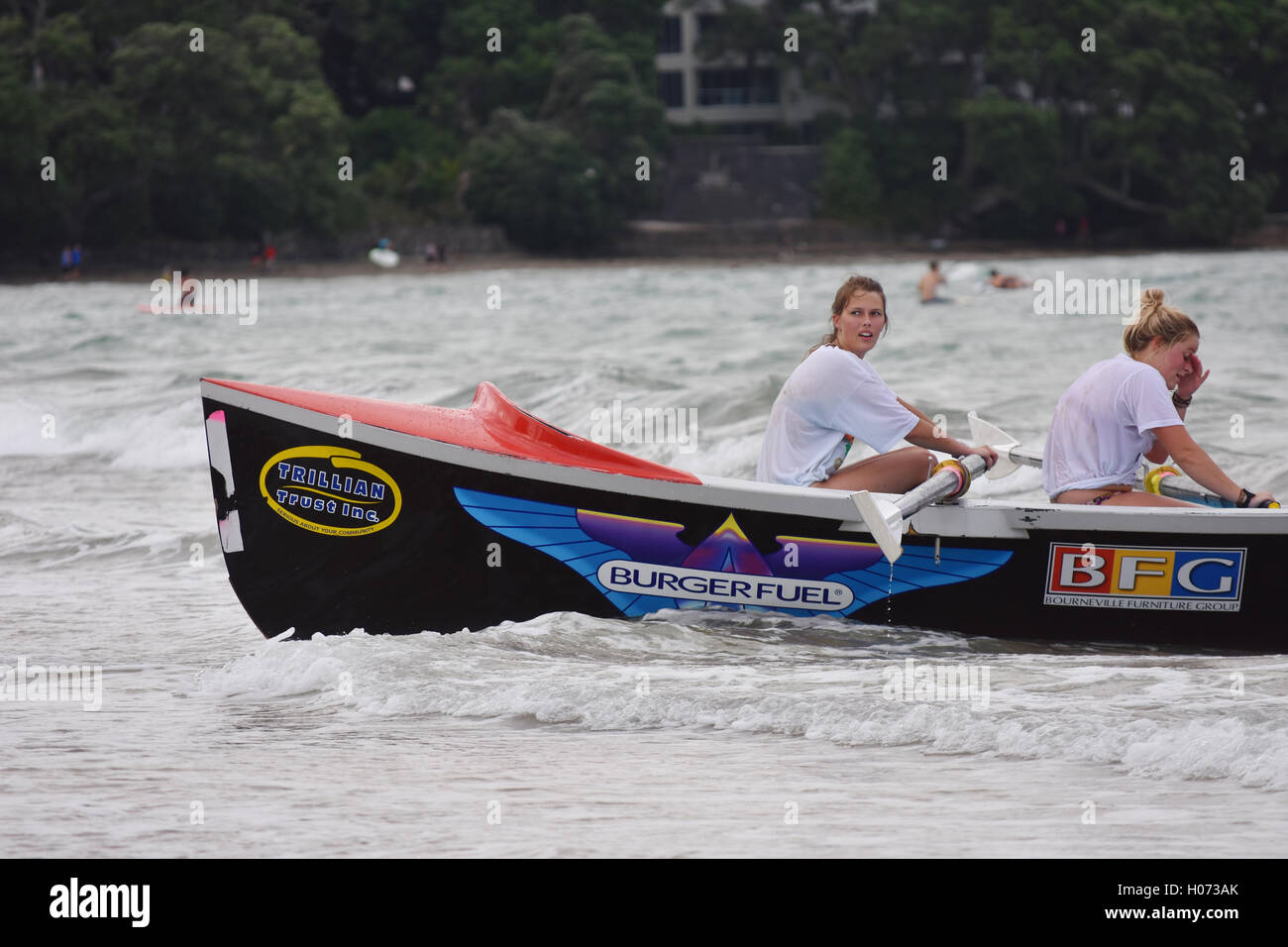 Startendes ruderboot -Fotos und -Bildmaterial in hoher Auflösung – Alamy