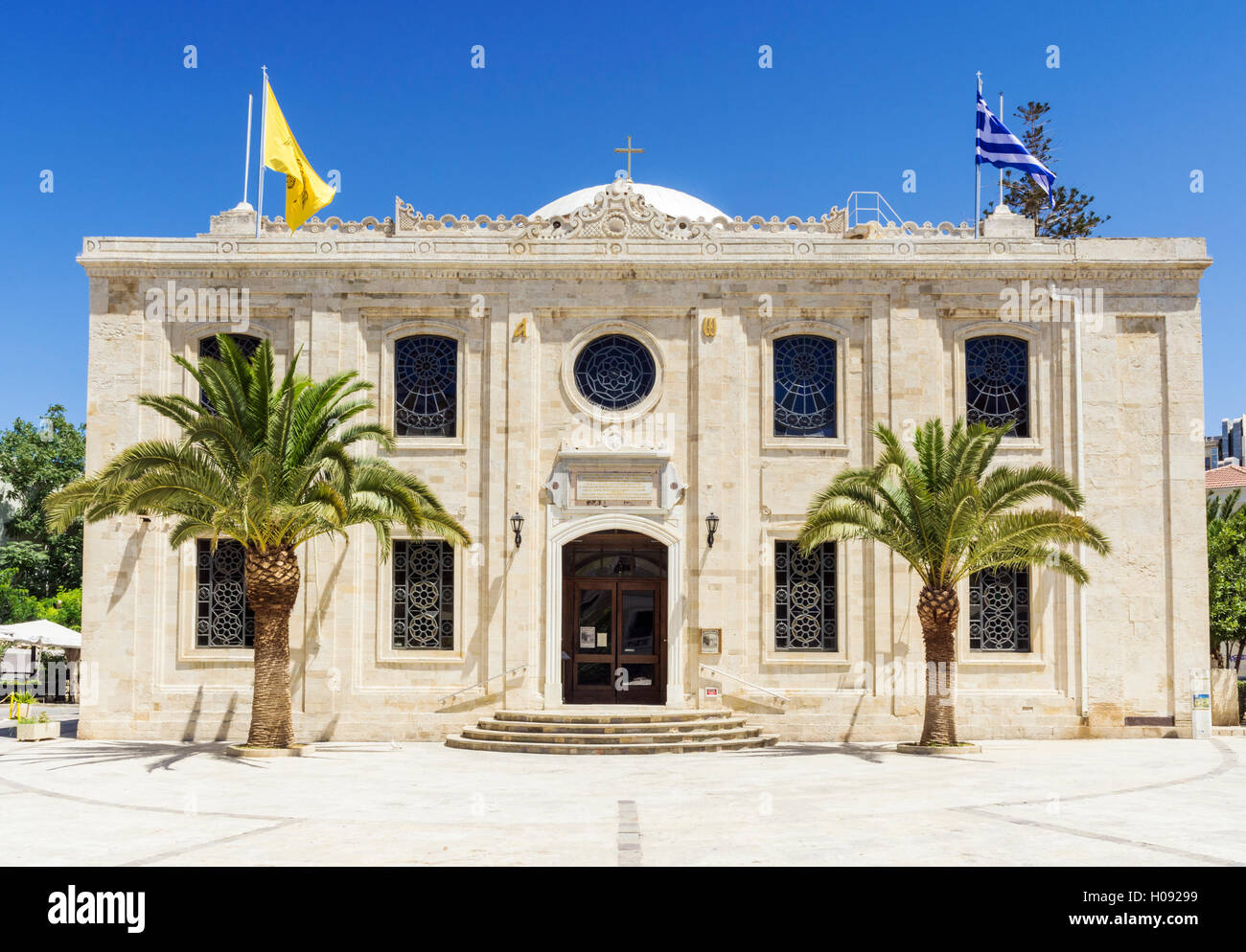 Church Saint Titus Heraklion Crete Stockfotos und -bilder Kaufen - Alamy