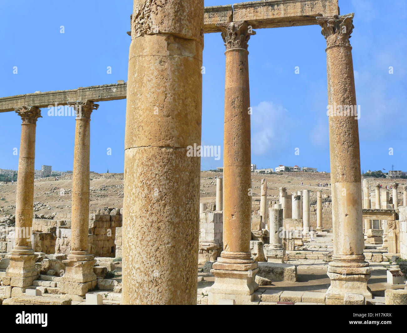 Roman temples -Fotos und -Bildmaterial in hoher Auflösung – Alamy