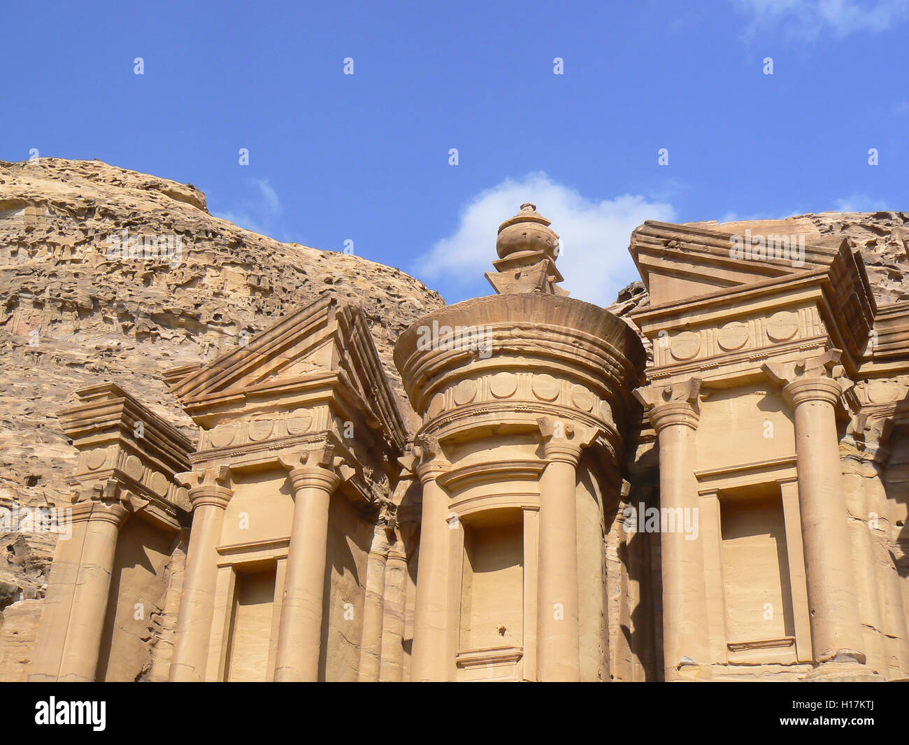 Das Kloster In Petra Stockfotos und -bilder Kaufen - Alamy