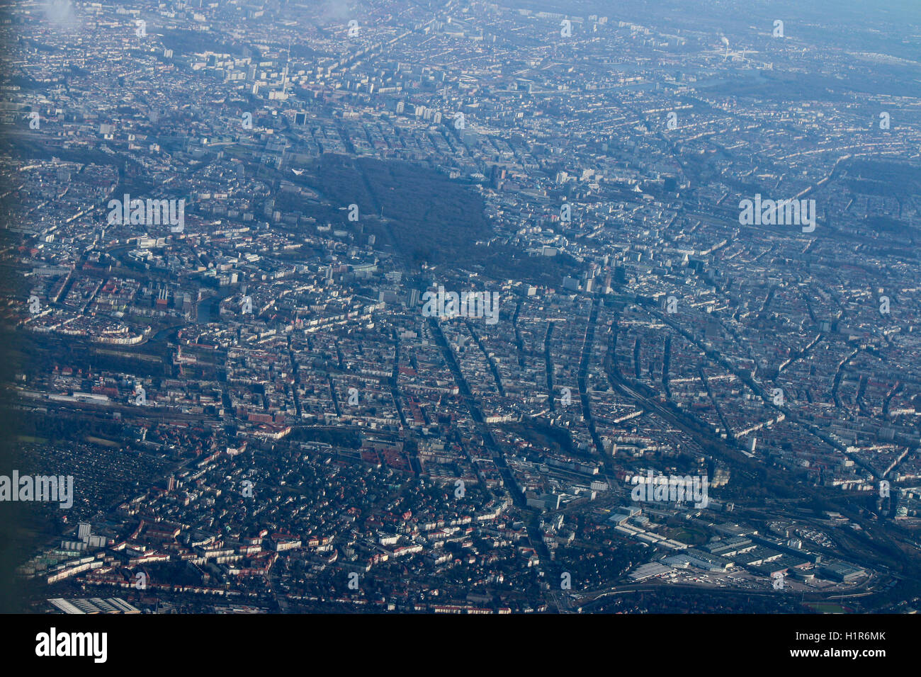 Luftbild: Berlin Vom Flugzeug aus gesehen...gabs Stockfotografie - Alamy