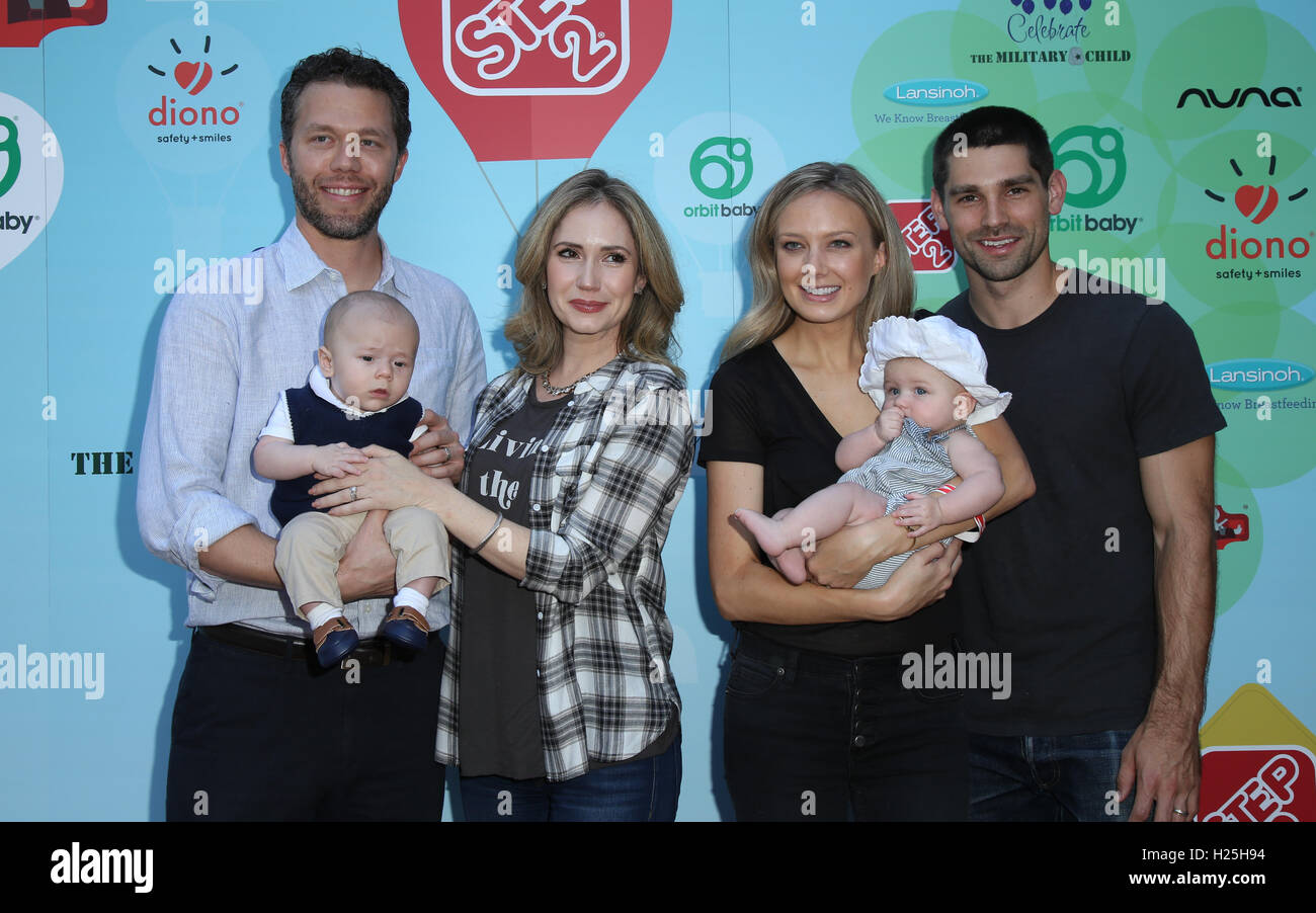 Joel henricks ashley jones -Fotos und -Bildmaterial in hoher Auflösung ...