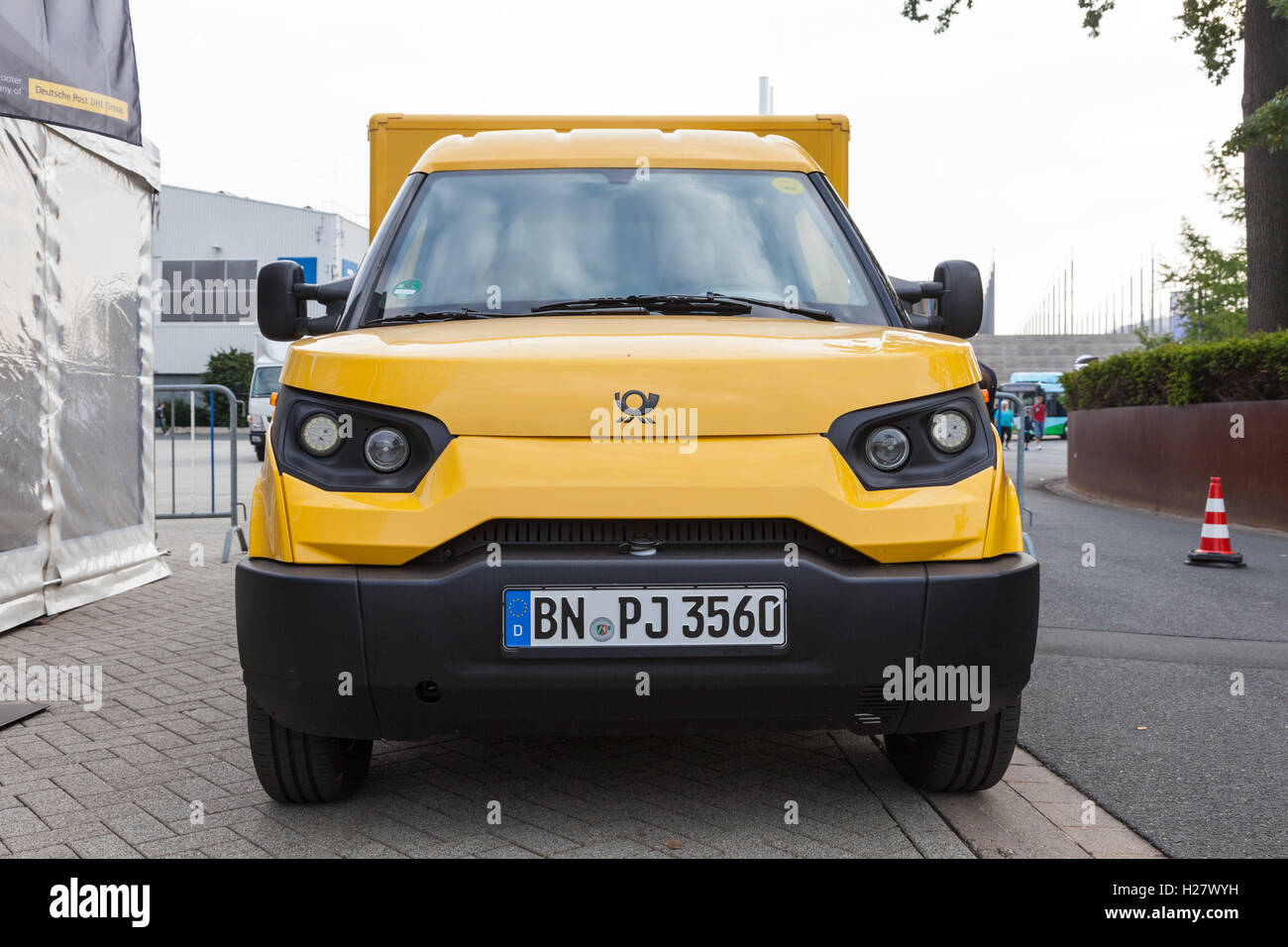 Elektrisches postauto -Fotos und -Bildmaterial in hoher Auflösung – Alamy