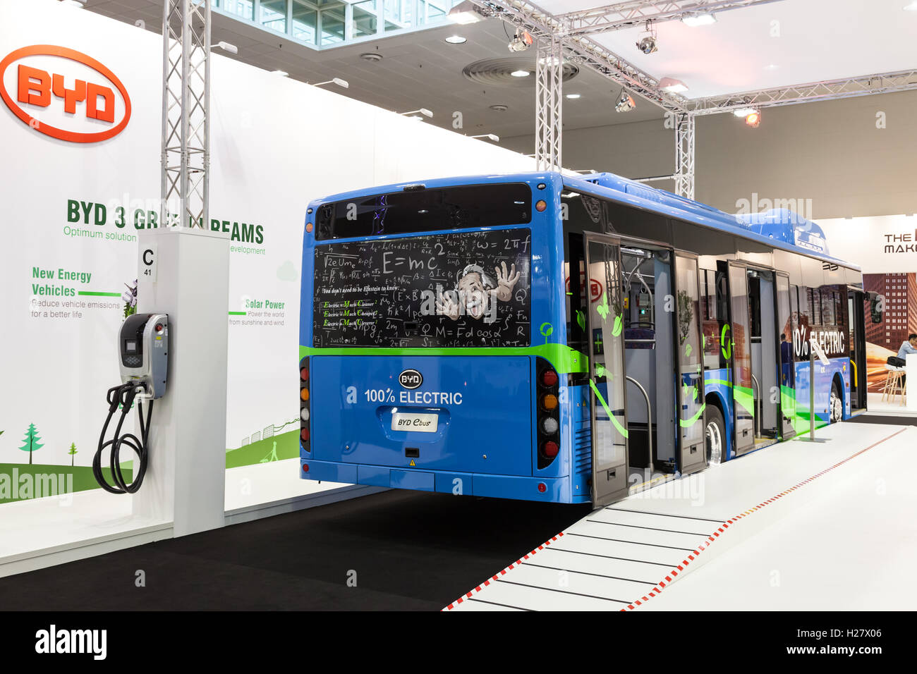 Byd bus -Fotos und -Bildmaterial in hoher Auflösung – Alamy