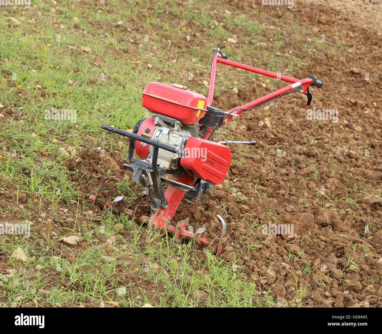 Hand tractor -Fotos und -Bildmaterial in hoher Auflösung – Alamy