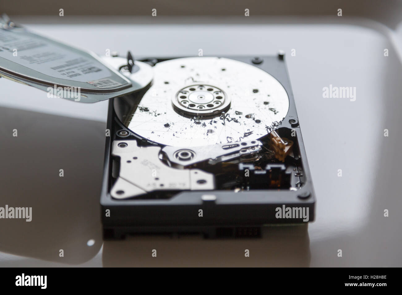 Kaputte festplatte -Fotos und -Bildmaterial in hoher Auflösung – Alamy