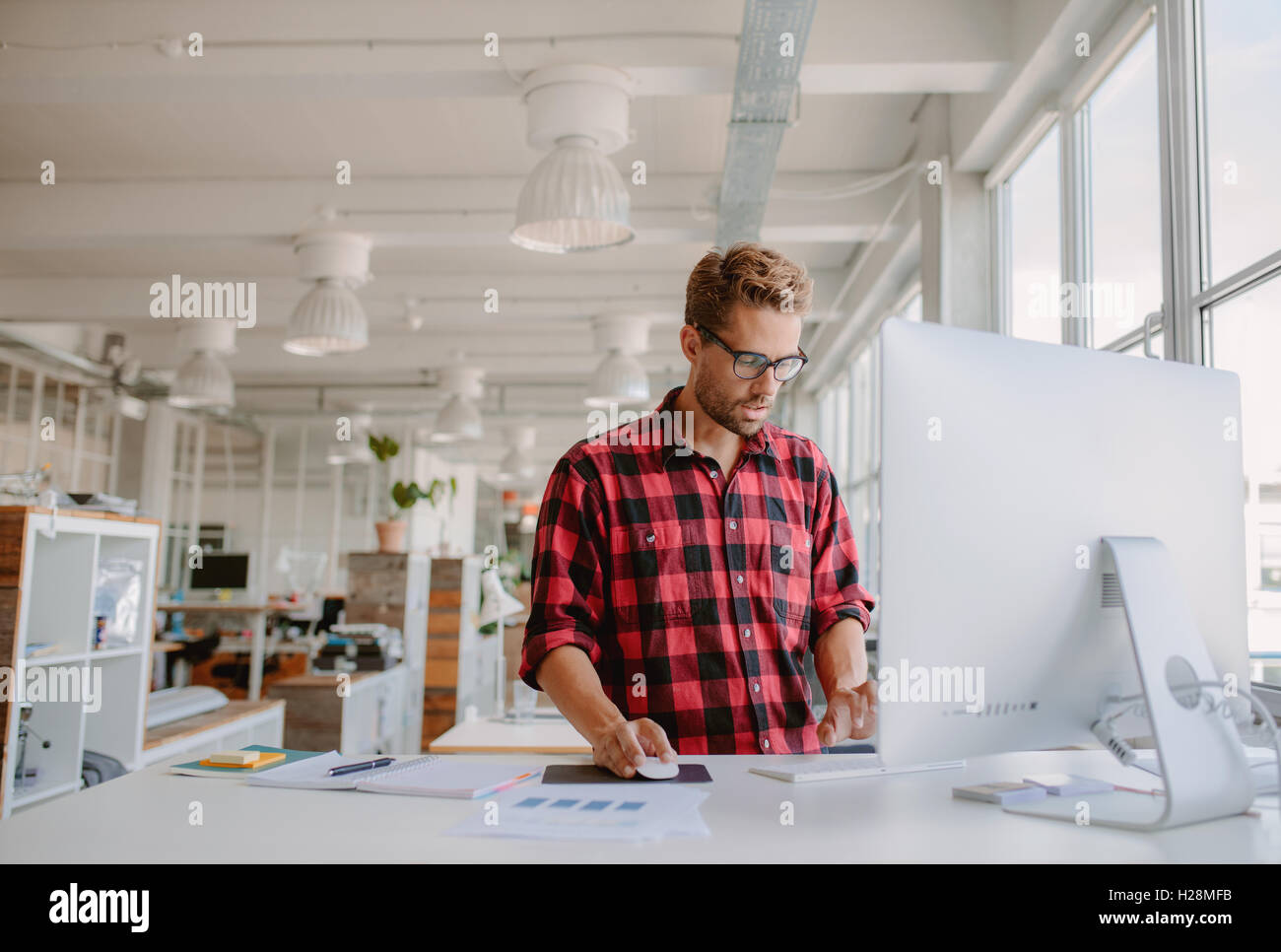 Modern office -Fotos und -Bildmaterial in hoher Auflösung – Alamy
