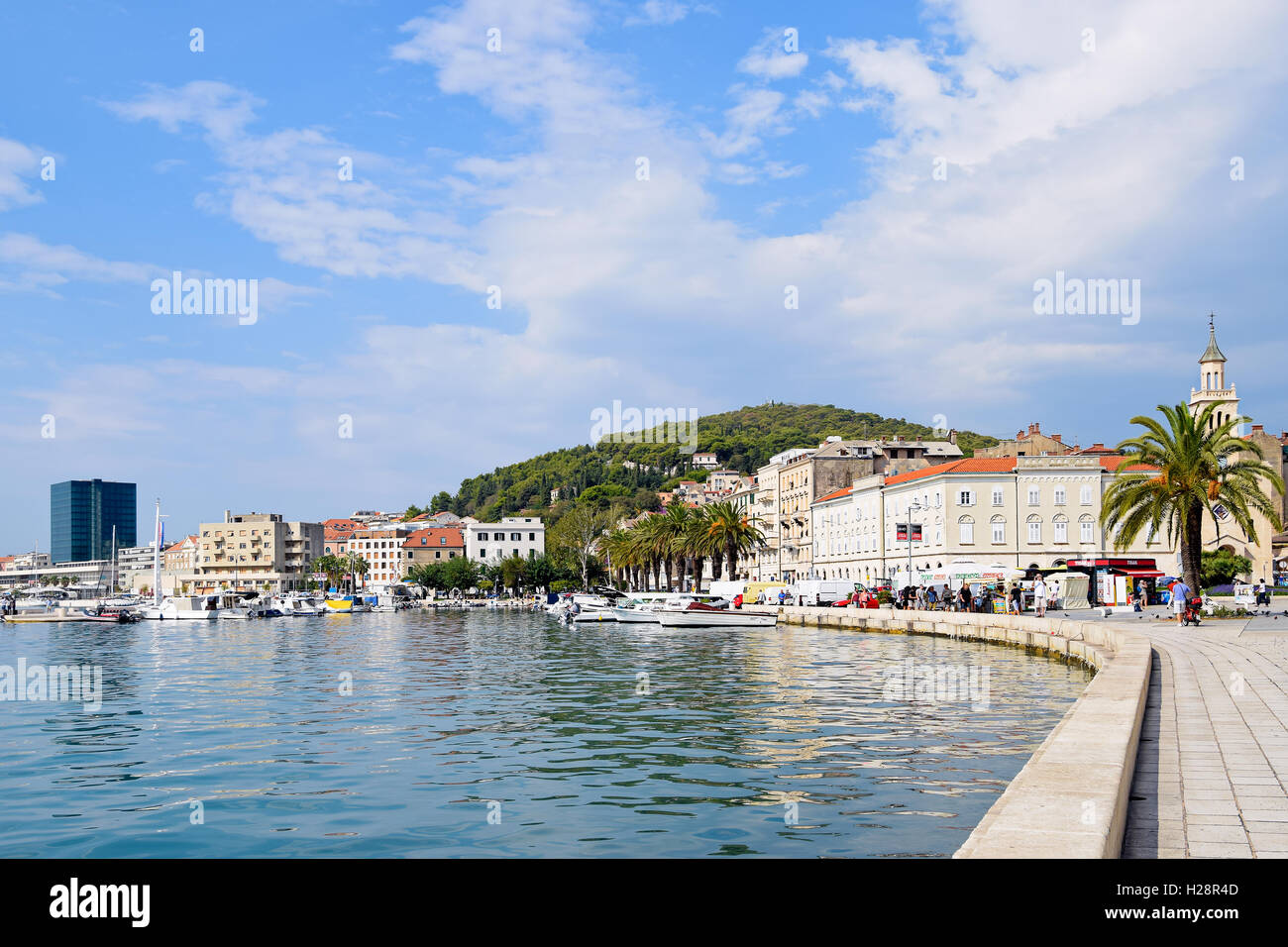 Split Promenade, Riva ist eine beliebte Strandpromenade in Split, die ...