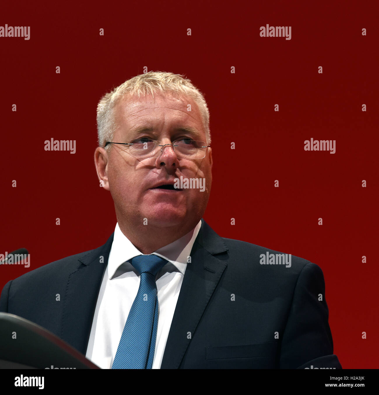 Liverpool, Vereinigtes Königreich. 26. September 2016. Ian Lavery MP ...