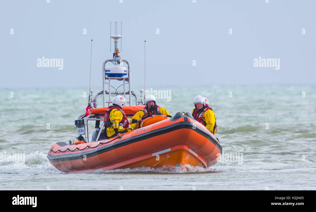 Rettungsboot Meer Stockfotos und -bilder Kaufen - Alamy
