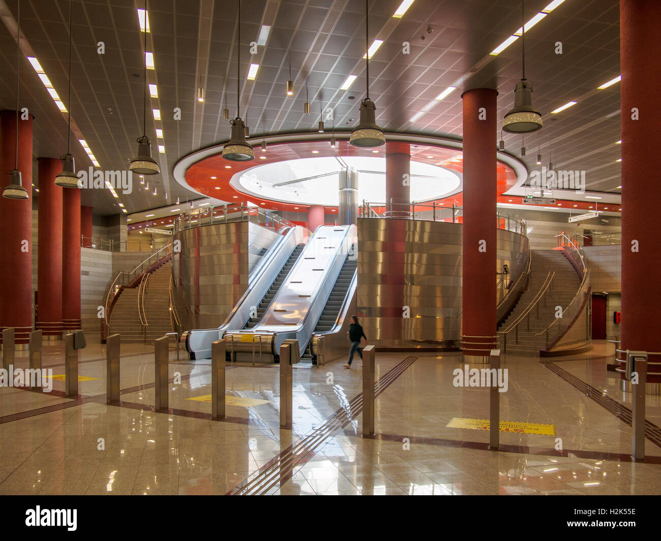Linie 2 athen metro -Fotos und -Bildmaterial in hoher Auflösung – Alamy