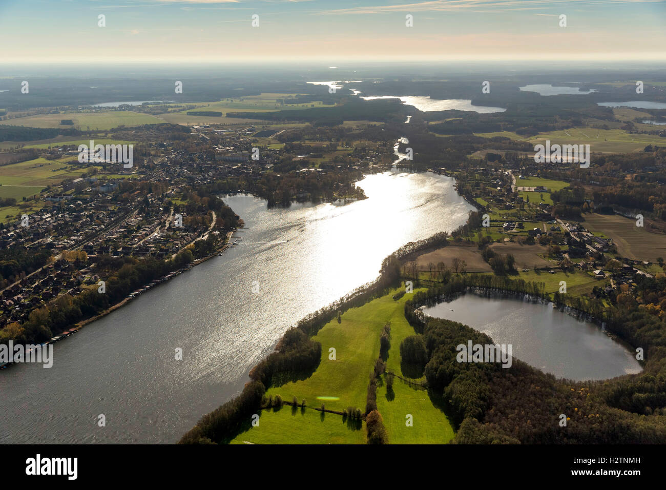 Luftaufnahme, See Mirow mit Burg Insel Mirow Müritz Seenplatte ...