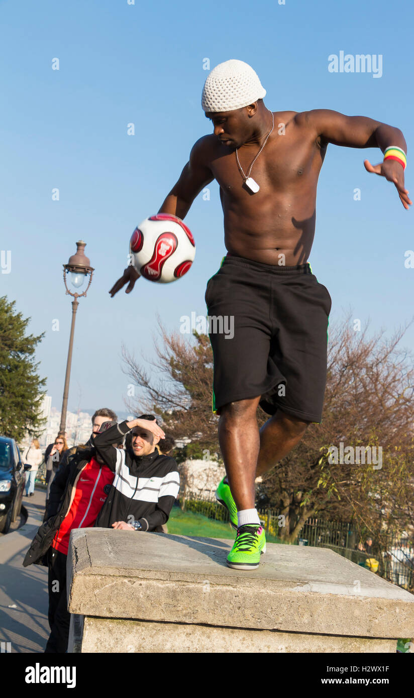 Iya traoré -Fotos und -Bildmaterial in hoher Auflösung – Alamy