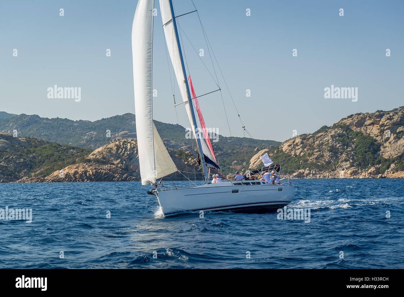 Segelboot yacht -Fotos und -Bildmaterial in hoher Auflösung – Alamy