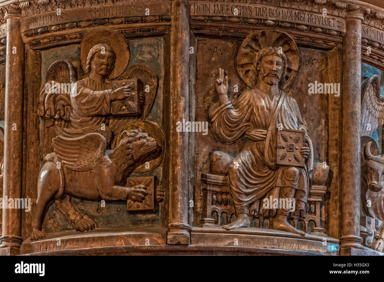 Symbole der evangelisten -Fotos und -Bildmaterial in hoher Auflösung – Alamy
