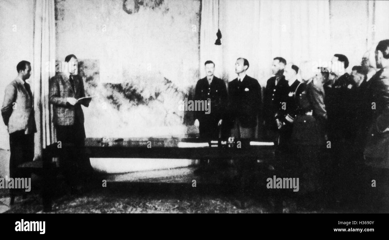 Kapitulation der deutschen Truppen vor General Morgan in Italien, 1945 ...