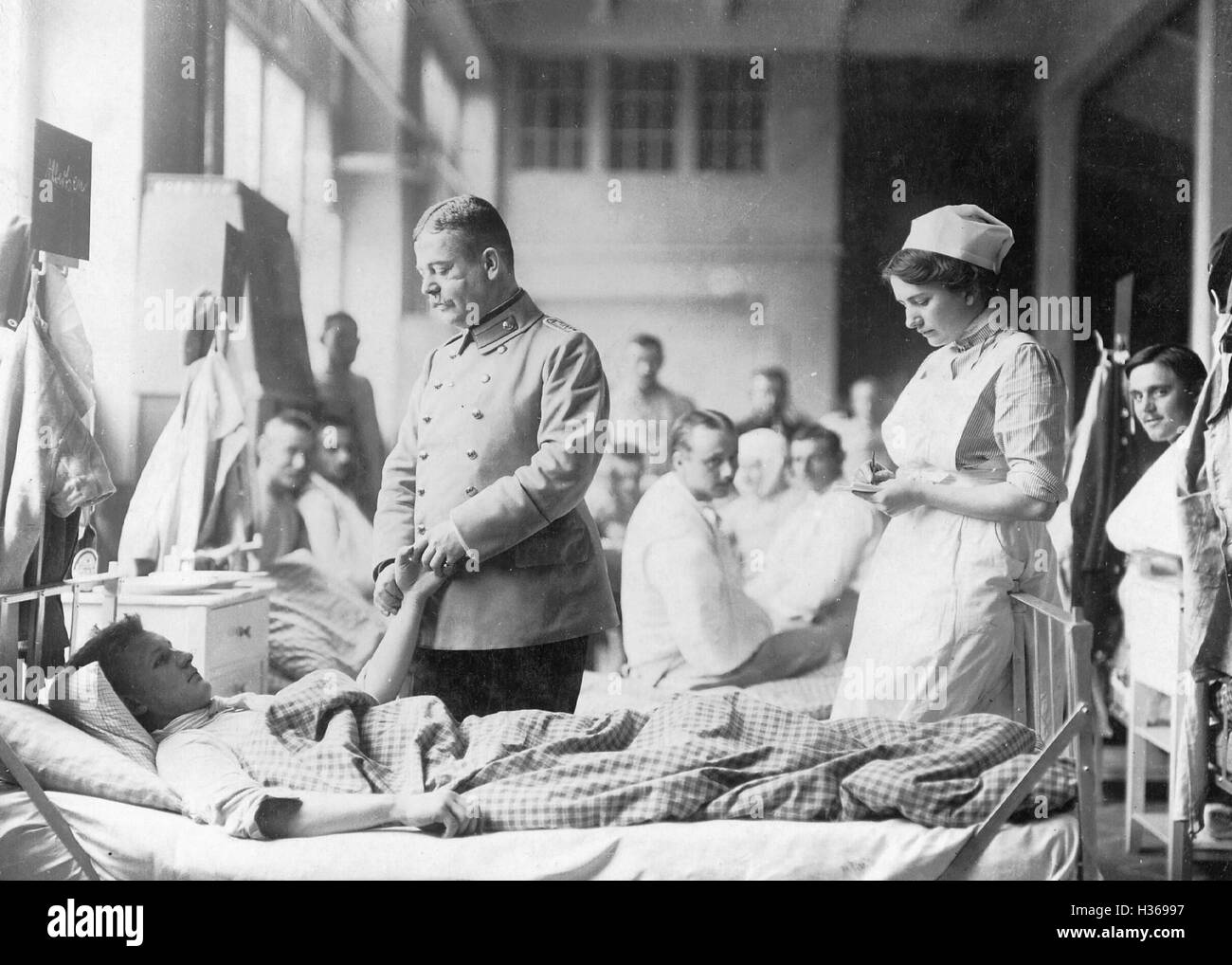 Wounded German Soldiers Military Hospital Stockfotos und -bilder Kaufen ...