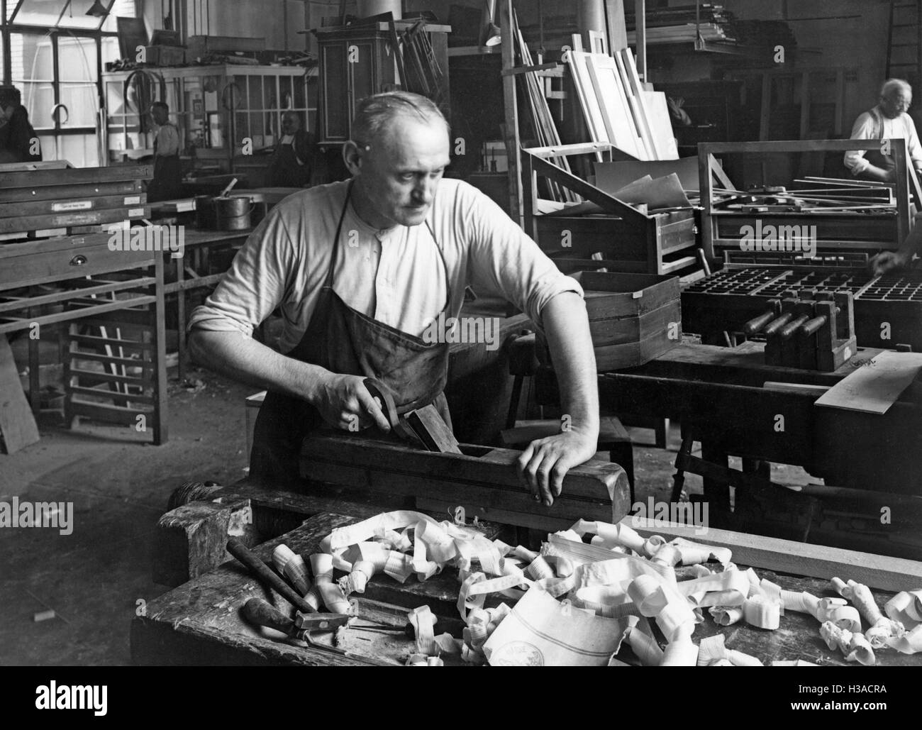 Historischer zimmermann -Fotos und -Bildmaterial in hoher Auflösung – Alamy