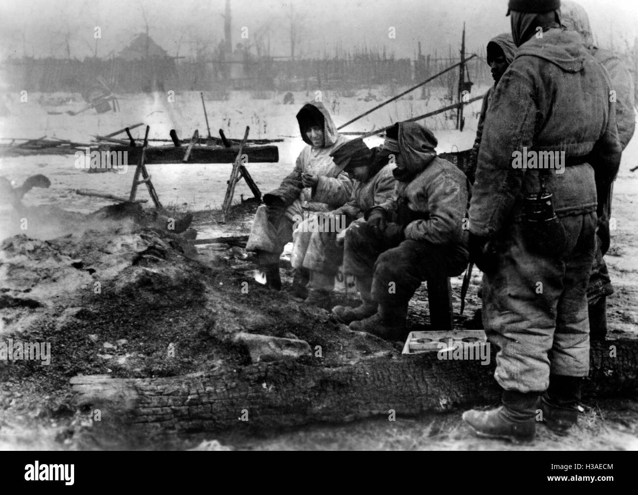 Deutsche Soldaten an der Ostfront, 1944 Stockfotografie - Alamy
