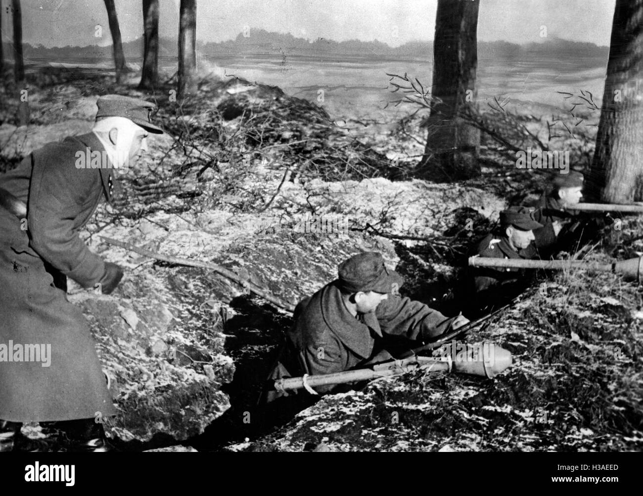 Volkssturm im Einsatz an der Ostfront, 1945 Stockfotografie - Alamy