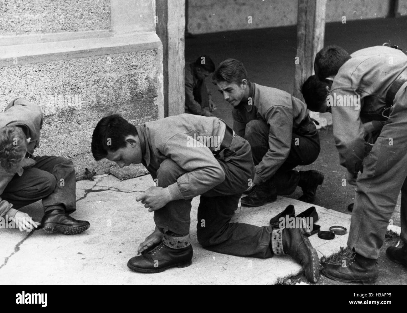 Hitlerjugend schule -Fotos und -Bildmaterial in hoher Auflösung - Seite ...