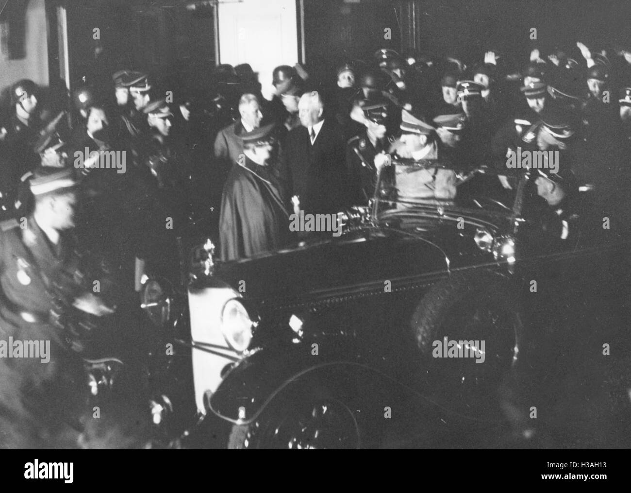 Berlin reichstag krolloper -Fotos und -Bildmaterial in hoher Auflösung ...