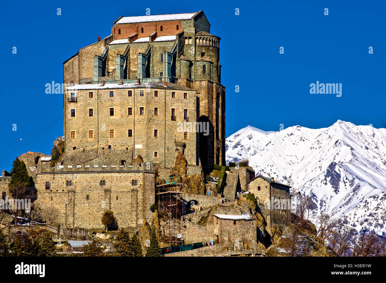 Sacra di san michele -Fotos und -Bildmaterial in hoher Auflösung – Alamy