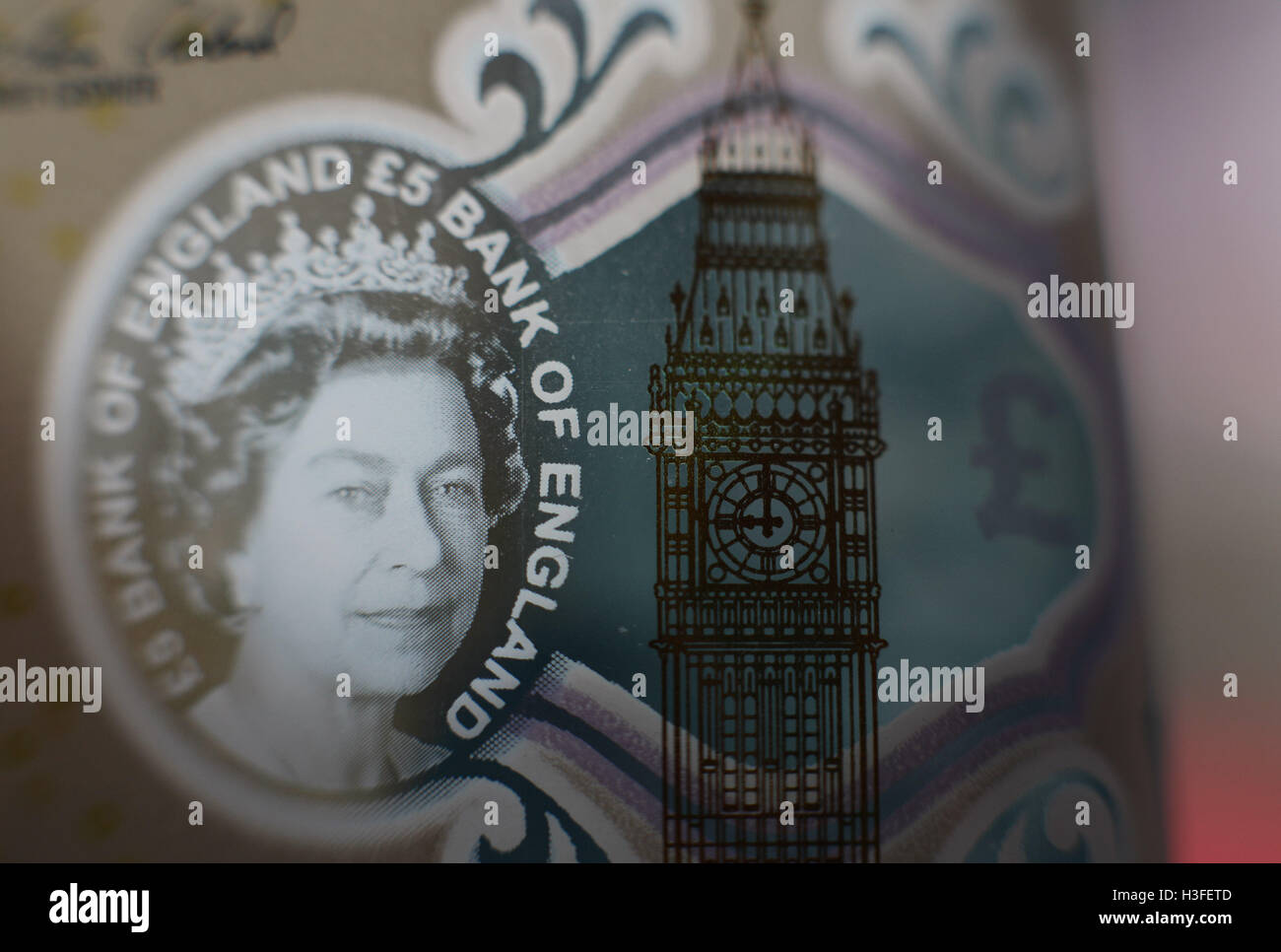 Nahaufnahme Detail einer neuen Polymer fünf-Pfund-Note, in London ...