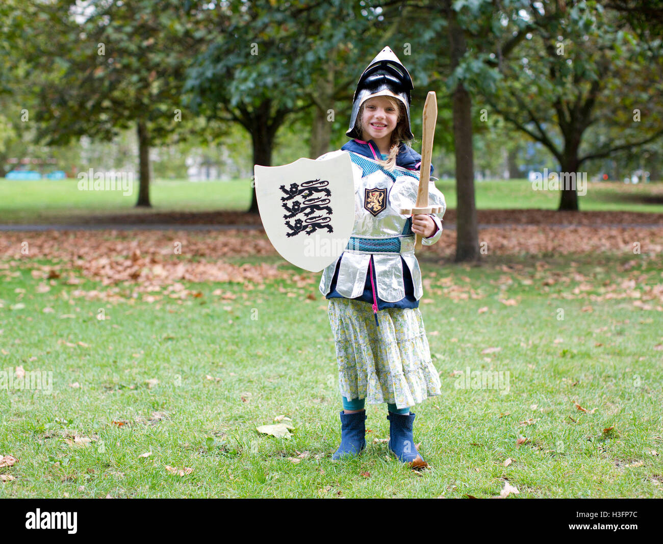 Phoebe Maurer-Smalley, 6, während das Feldlager 1066 "Pop Up" im Hyde ...