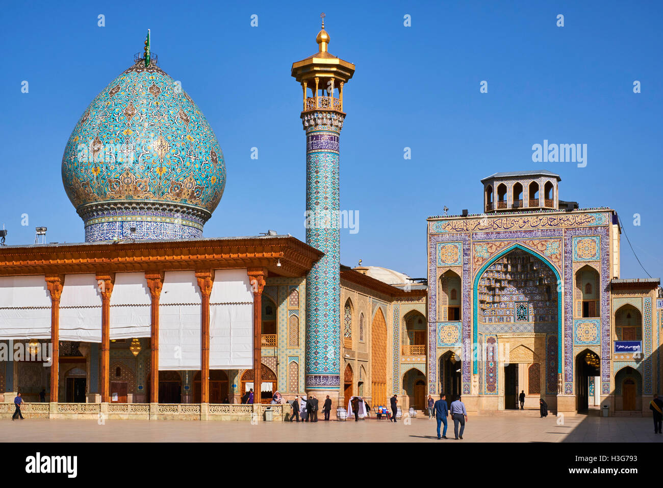 Cheragh mausoleum -Fotos und -Bildmaterial in hoher Auflösung – Alamy