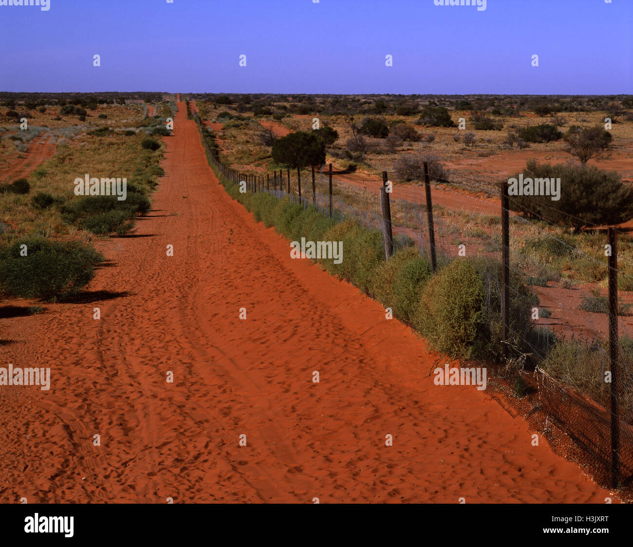 Vermin barrier -Fotos und -Bildmaterial in hoher Auflösung – Alamy