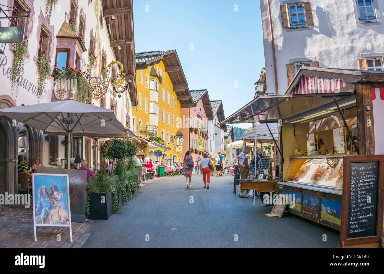 Austria tyrol kitzbuhel old town -Fotos und -Bildmaterial in hoher ...