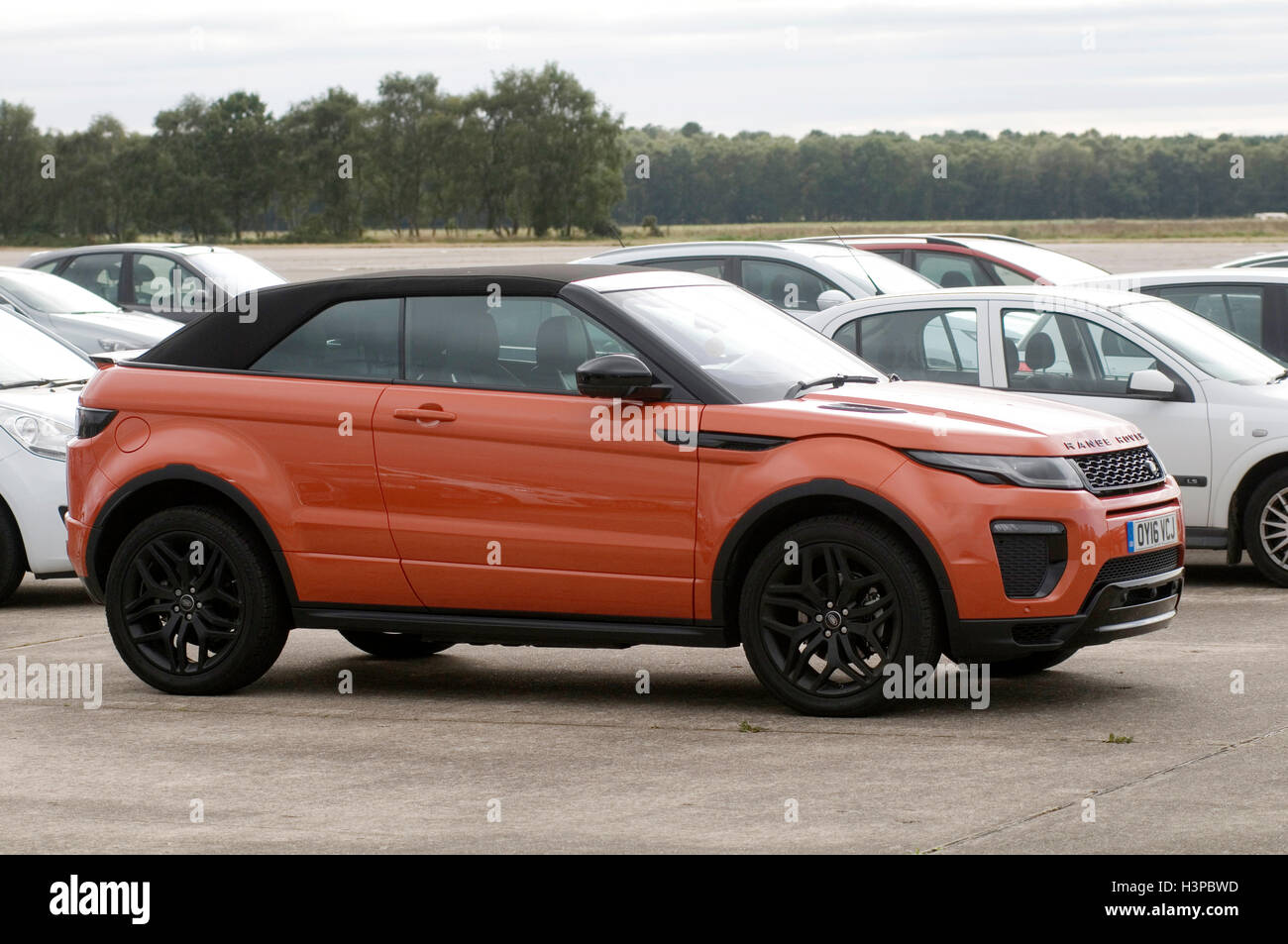 Soft top -Fotos und -Bildmaterial in hoher Auflösung – Alamy