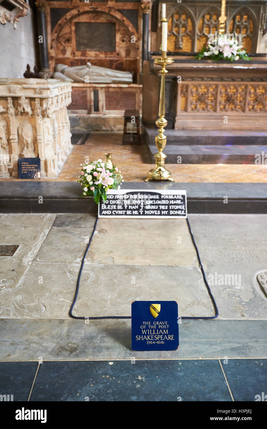 Shakespeare Grave Holy Trinity Stockfotos und -bilder Kaufen - Alamy