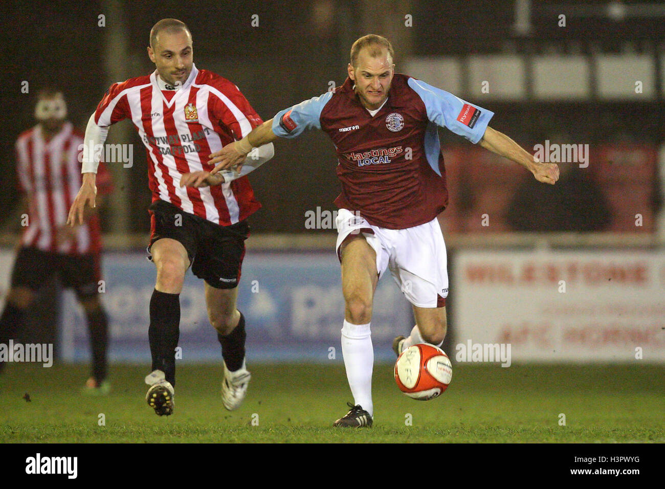 Russell Eldridge von Hastings entzieht sich Jonathan Hunt von ...