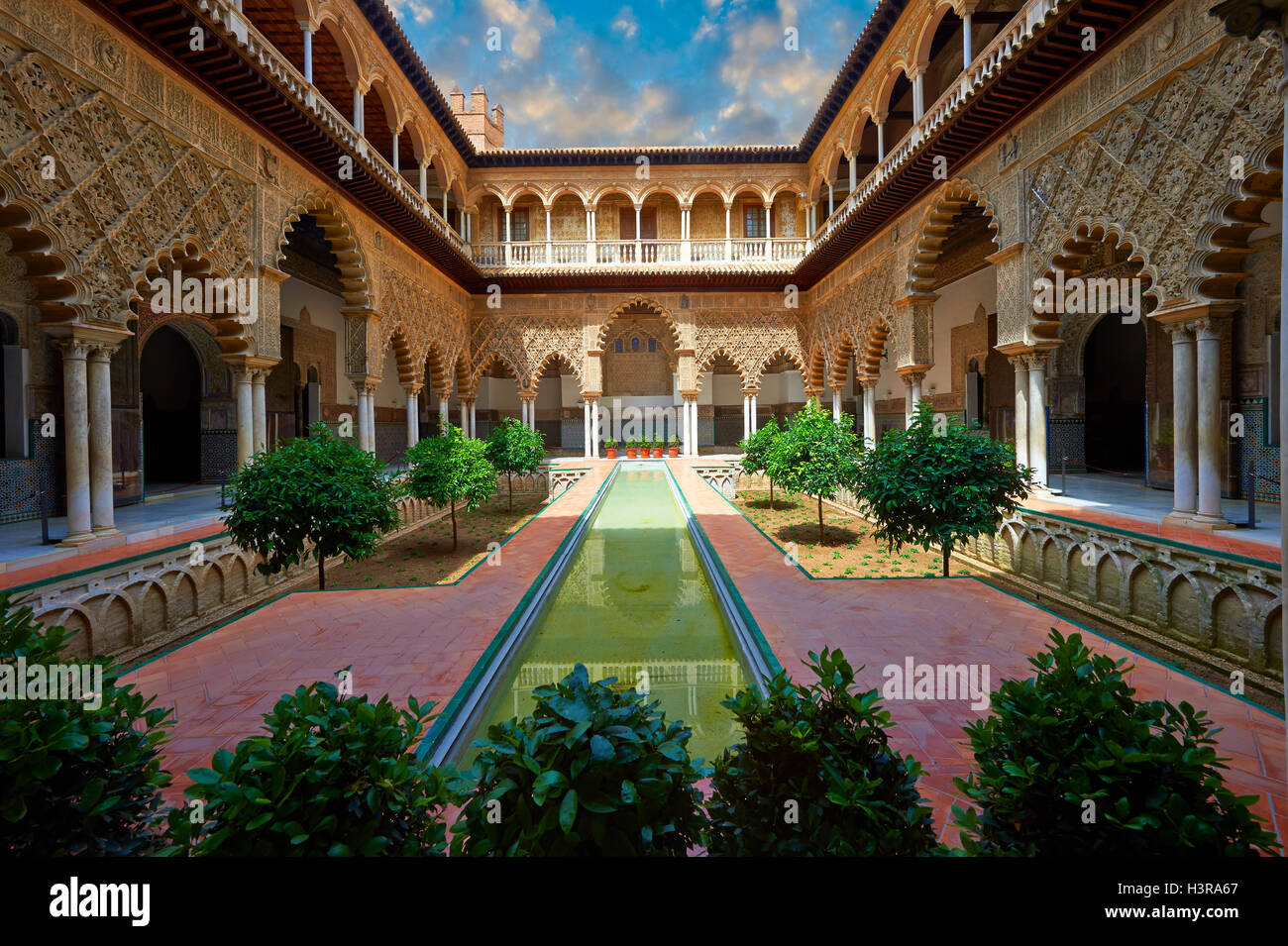 Maurischer arabeske baustil -Fotos und -Bildmaterial in hoher Auflösung ...