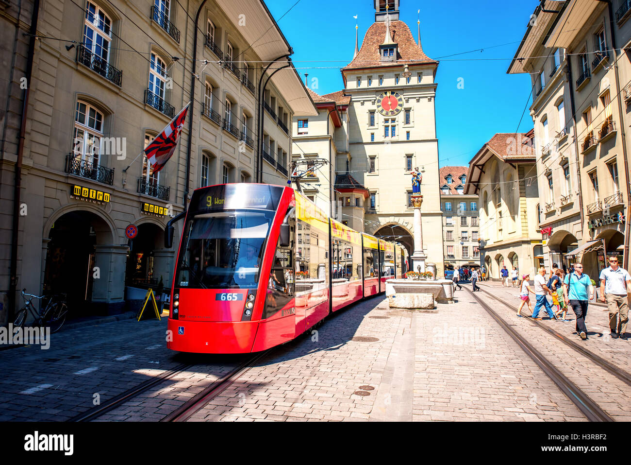 Straßenansicht in Bern Stadt Stockfotografie - Alamy