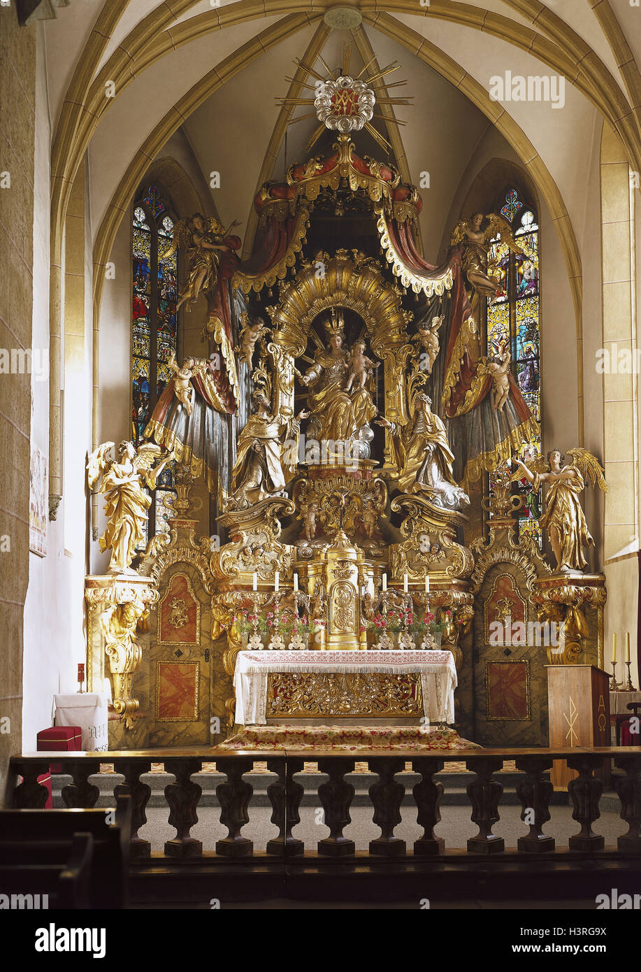 Österreich, Carinthia, Pfarrkirche St. Veit, Innenansicht, Barockaltar ...