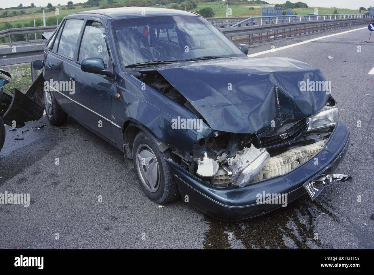 Unfall auf der autobahn -Fotos und -Bildmaterial in hoher Auflösung ...