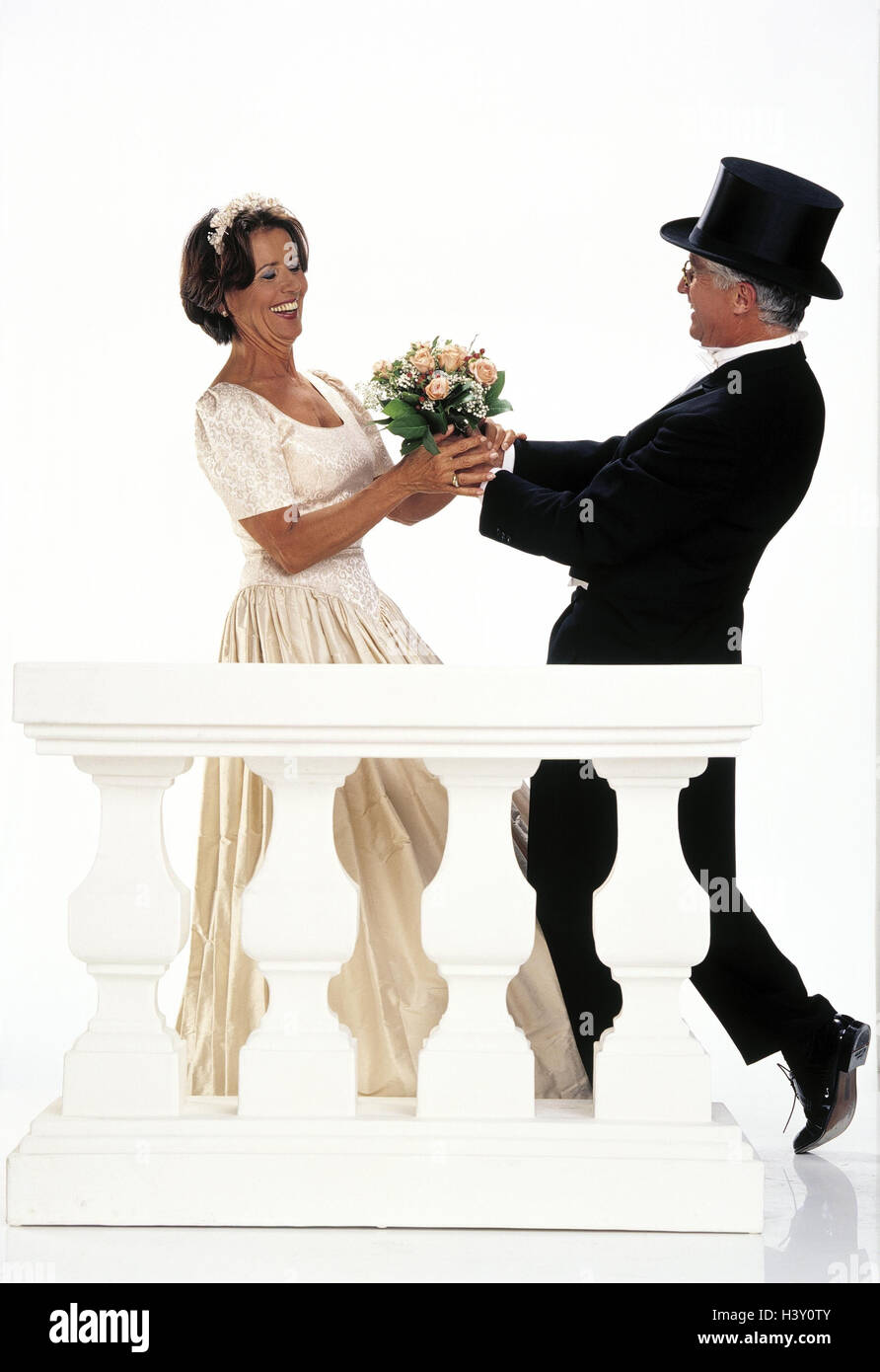 Hochzeit, Braut und Bräutigam, Bräutigam, Blumenstrauß, Hand, Brüstung ...