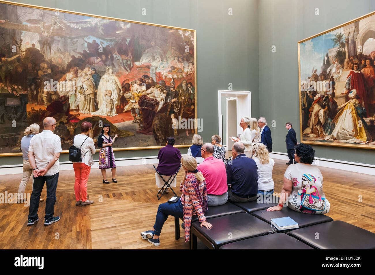 Inside Neue Pinakothek Munich Stockfotos und -bilder Kaufen - Alamy