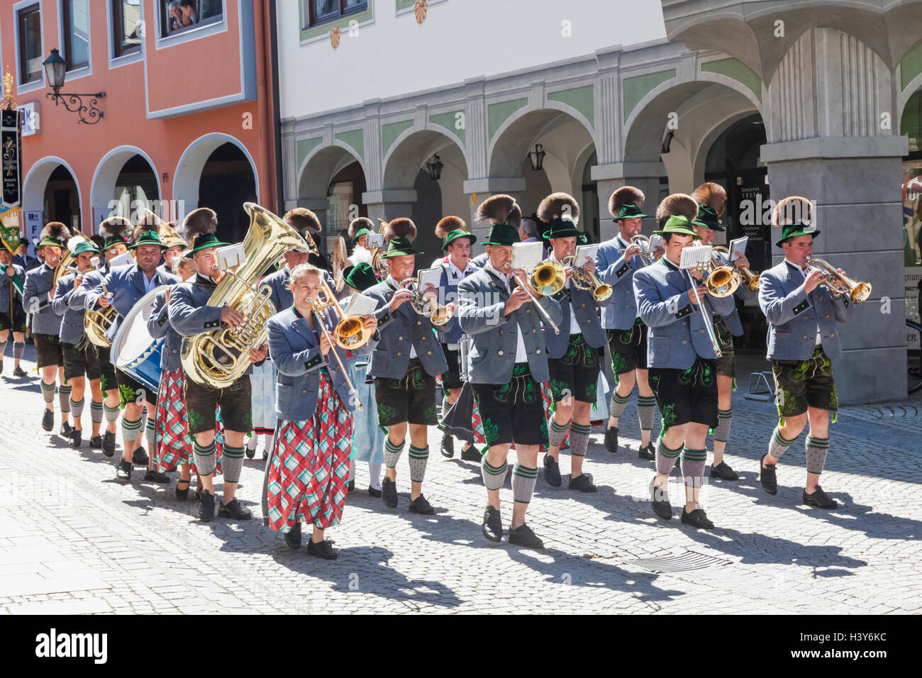 Germany Bavaria Garmisch Partenkirchen Bavarian Festival Stockfotos und ...