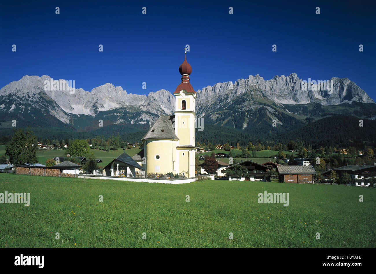 Church going austria -Fotos und -Bildmaterial in hoher Auflösung – Alamy