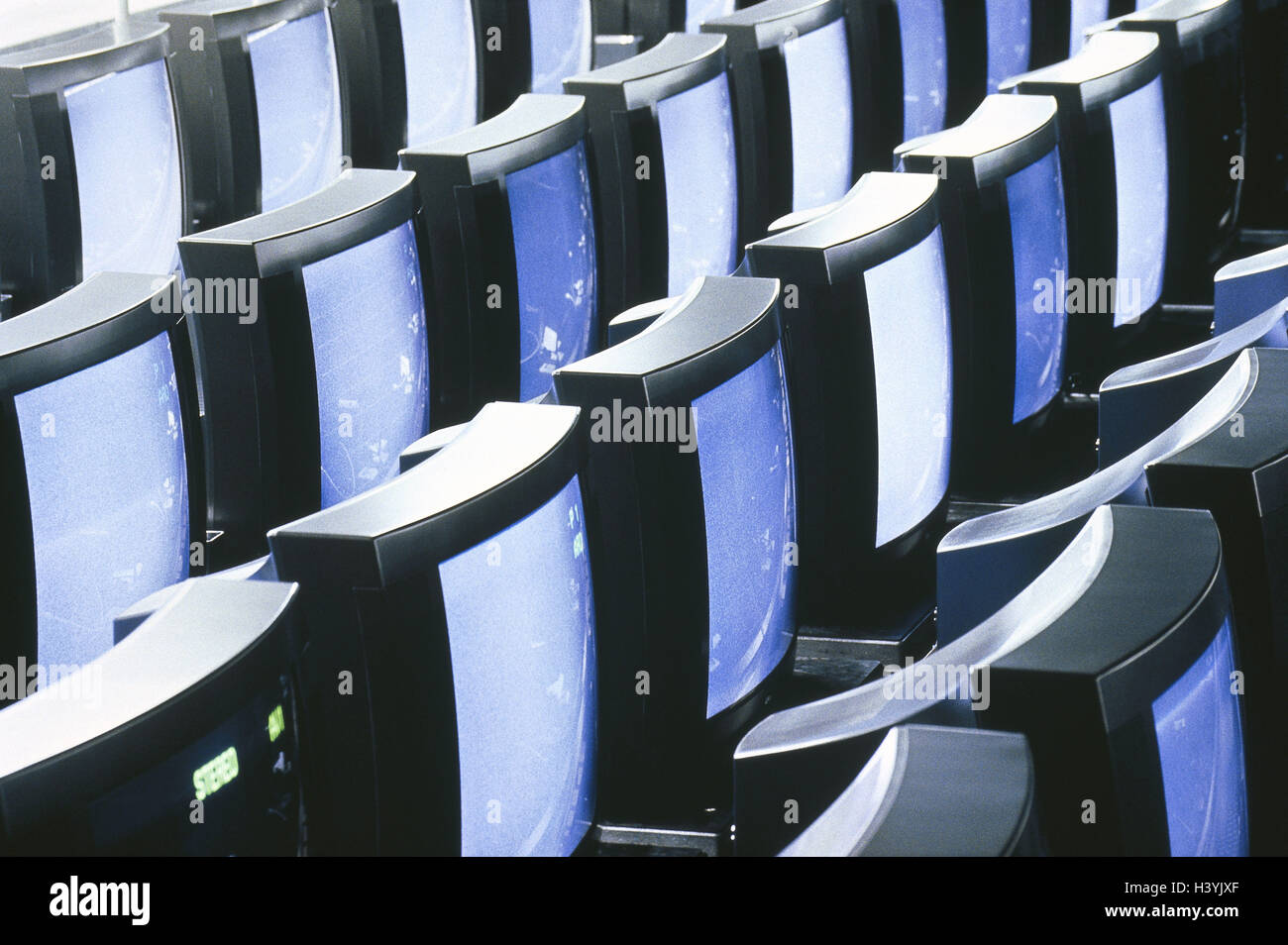 Breakout boxen -Fotos und -Bildmaterial in hoher Auflösung – Alamy